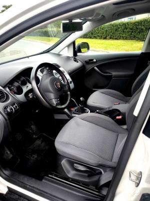 Balts SEAT Altea XL 2009 Kauņa, ar dzinēja tilpumu 1.60 L un nobraukumu 135 tūkst. km par 2950 €, foto 9 vietnē AUTOMOTO.COM.LV