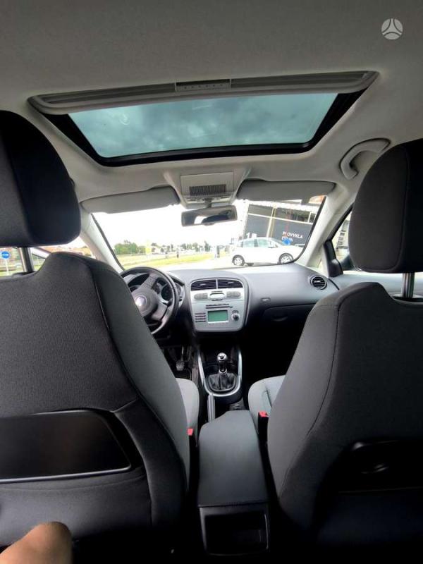 SEAT Altea XL 2009 Kauņa vietnē Balts SEAT Altea XL 2009 Kauņa, ar dzinēja tilpumu 1.60 L un nobraukumu 135 tūkst. km par 2950 €, foto 11 vietnē AUTOMOTO.COM.LV