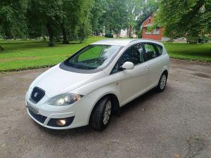 Balts SEAT Altea XL 2010 Šauļi, ar dzinēja tilpumu 1.60 L un nobraukumu 247 tūkst. km par 2200 €, foto 5 vietnē AUTOMOTO.COM.LV
