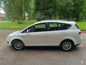 Balts SEAT Altea XL 2010 Šauļi, ar dzinēja tilpumu 1.60 L un nobraukumu 247 tūkst. km par 2200 €, foto 6 vietnē AUTOMOTO.COM.LV