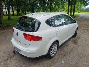 Balts SEAT Altea XL 2010 Šauļi, ar dzinēja tilpumu 1.60 L un nobraukumu 247 tūkst. km par 2200 €, foto 9 vietnē AUTOMOTO.COM.LV