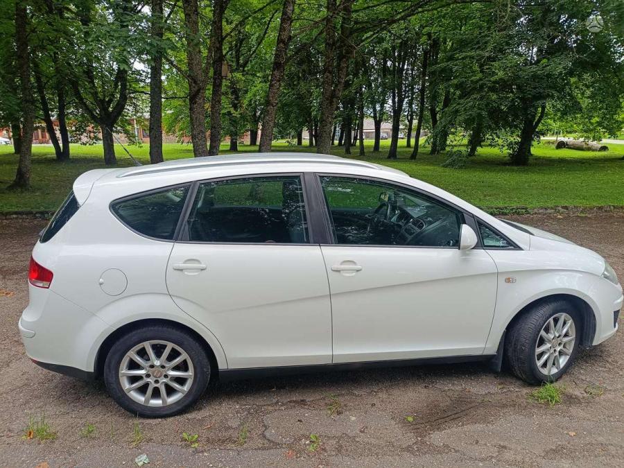Balts SEAT Altea XL 2010 Šauļi, ar dzinēja tilpumu 1.60 L un nobraukumu 247 tūkst. km par 2200 €, foto 10 vietnē AUTOMOTO.COM.LV