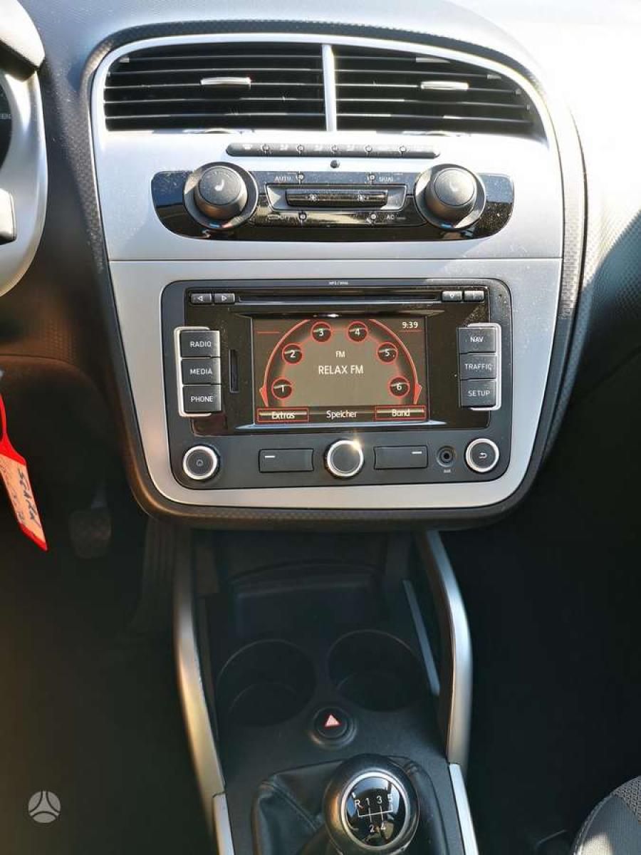 Balts SEAT Altea XL 2011 Radviliškis, ar dzinēja tilpumu 1.60 L un nobraukumu 237 tūkst. km par 3550 €, foto 9 vietnē AUTOMOTO.COM.LV