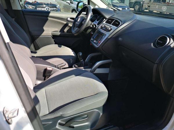 Balts SEAT Altea XL 2011 Radviliškis, ar dzinēja tilpumu 1.60 L un nobraukumu 237 tūkst. km par 3550 €, foto 10 vietnē AUTOMOTO.COM.LV