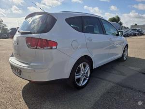 Balts SEAT Altea XL 2012 Marijampole, ar dzinēja tilpumu 1.97 L un nobraukumu 262 tūkst. km par 3699 €, foto 6 vietnē AUTOMOTO.COM.LV