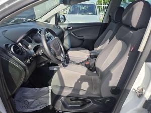 Balts SEAT Altea XL 2012 Marijampole, ar dzinēja tilpumu 1.97 L un nobraukumu 262 tūkst. km par 3699 €, foto 12 vietnē AUTOMOTO.COM.LV