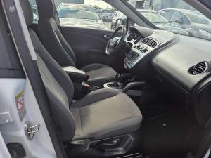 Balts SEAT Altea XL 2012 Marijampole, ar dzinēja tilpumu 1.97 L un nobraukumu 262 tūkst. km par 3699 €, foto 14 vietnē AUTOMOTO.COM.LV