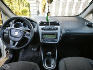 Белый Сеат Altea XL 2010 в Кайшядорис, объемом двигателя 2.00 л и пробегом 318 тыс. км за 1700 €, фото 8 на AUTOMOTO.COM.LV