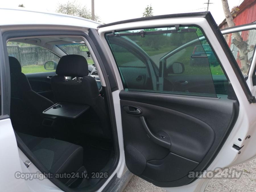 Balts SEAT Altea XL 2012 Tallina, ar dzinēja tilpumu 2.00 L un nobraukumu 365 tūkst. km par 5500 €, foto 14 vietnē AUTOMOTO.COM.LV