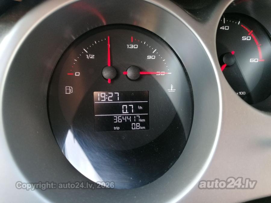 Balts SEAT Altea XL 2012 Tallina, ar dzinēja tilpumu 2.00 L un nobraukumu 365 tūkst. km par 5500 €, foto 22 vietnē AUTOMOTO.COM.LV