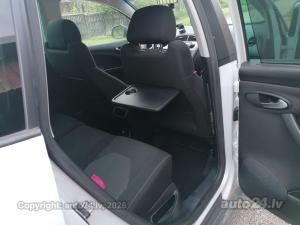 Balts SEAT Altea XL 2012 Tallina, ar dzinēja tilpumu 2.00 L un nobraukumu 365 tūkst. km par 5500 €, foto 24 vietnē AUTOMOTO.COM.LV