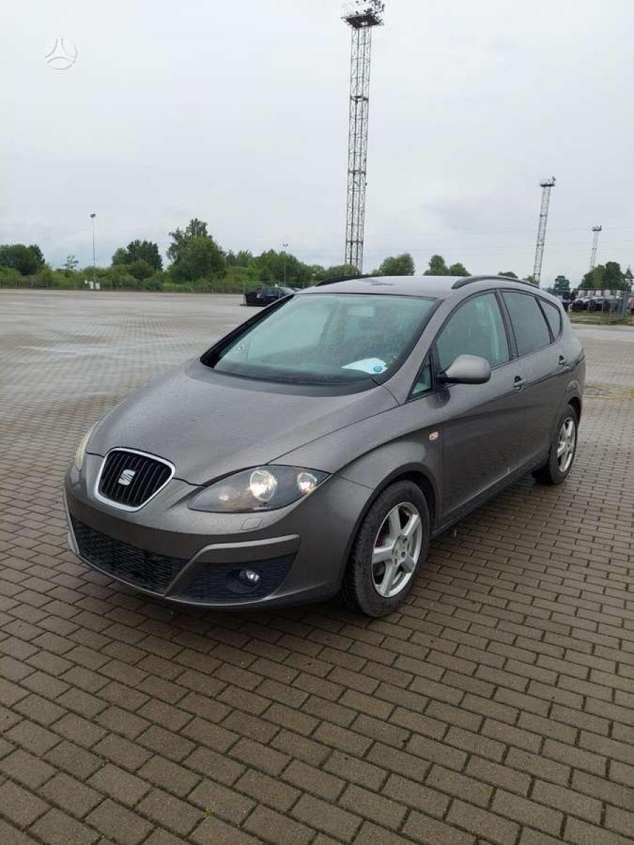 Dzeltens SEAT Altea XL 2015 Marijampole, ar dzinēja tilpumu 1.60 L un nobraukumu 245 tūkst. km par 3750 €, foto 1 vietnē AUTOMOTO.COM.LV