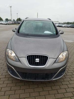 Dzeltens SEAT Altea XL 2015 Marijampole, ar dzinēja tilpumu 1.60 L un nobraukumu 245 tūkst. km par 3750 €, foto 5 vietnē AUTOMOTO.COM.LV