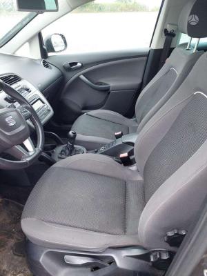 Dzeltens SEAT Altea XL 2015 Marijampole, ar dzinēja tilpumu 1.60 L un nobraukumu 245 tūkst. km par 3750 €, foto 10 vietnē AUTOMOTO.COM.LV