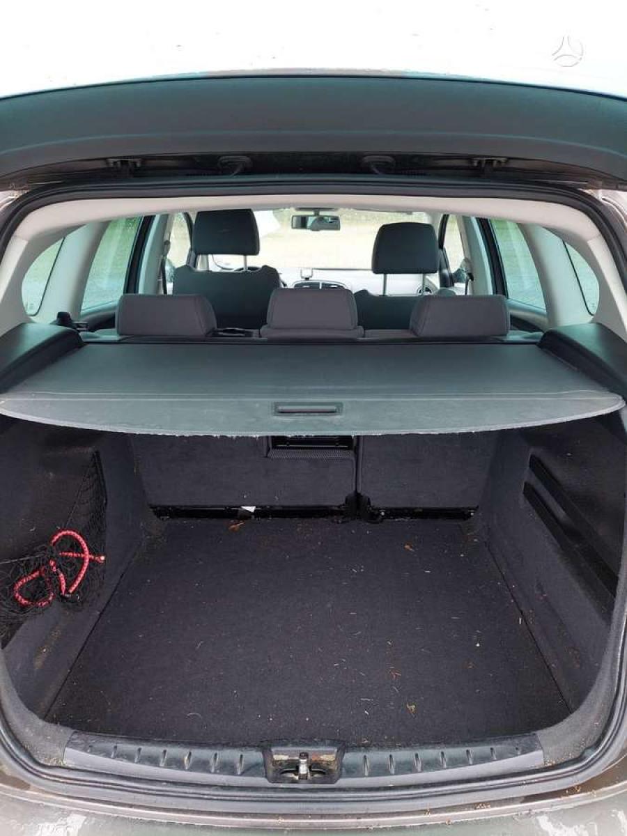 Dzeltens SEAT Altea XL 2015 Marijampole, ar dzinēja tilpumu 1.60 L un nobraukumu 245 tūkst. km par 3750 €, foto 12 vietnē AUTOMOTO.COM.LV