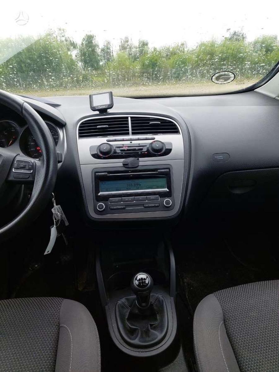 Dzeltens SEAT Altea XL 2015 Marijampole, ar dzinēja tilpumu 1.60 L un nobraukumu 245 tūkst. km par 3750 €, foto 14 vietnē AUTOMOTO.COM.LV