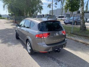 Dzeltens SEAT Altea XL 2015 Marijampole, ar dzinēja tilpumu 1.60 L un nobraukumu 245 tūkst. km par 3800 €, foto 5 vietnē AUTOMOTO.COM.LV