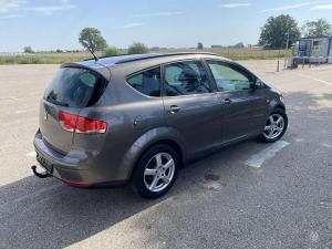 Dzeltens SEAT Altea XL 2015 Marijampole, ar dzinēja tilpumu 1.60 L un nobraukumu 245 tūkst. km par 3800 €, foto 8 vietnē AUTOMOTO.COM.LV