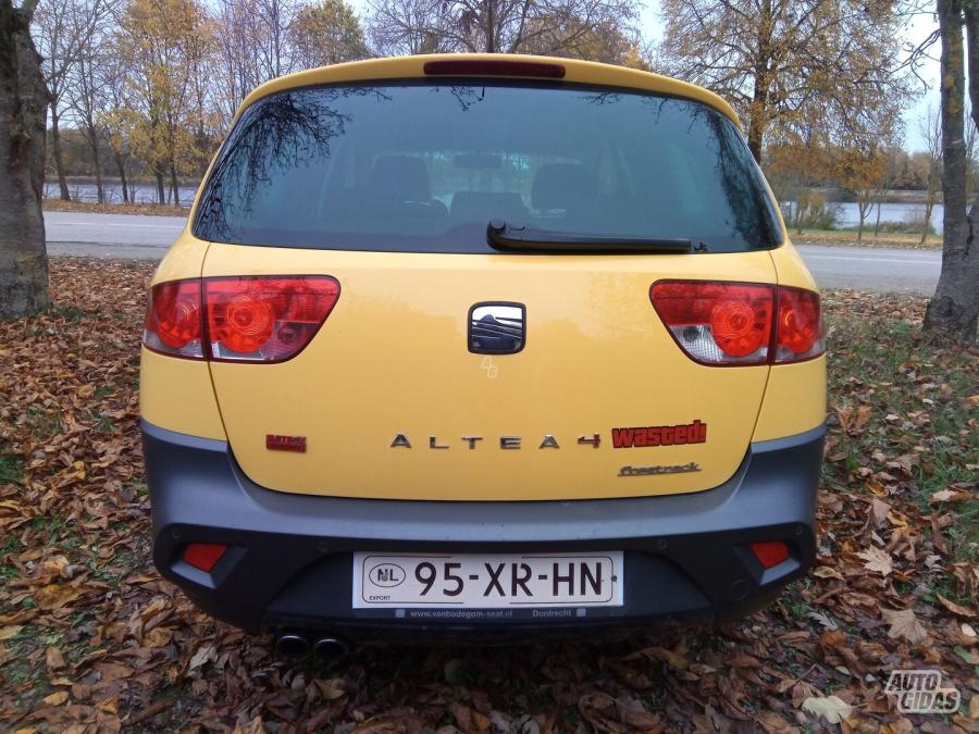 Yellow SEAT Altea 2007 in Siauliai, with an engine capacity of 2.00 L and mileage of 270 thousand km for 4550 €, photo 4 on AUTOMOTO.COM.LV