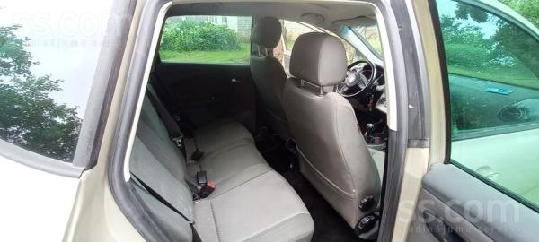 Yellow SEAT Altea 2005 in Cesis, with an engine capacity of 1.90 L and mileage of 245 thousand km for 1370 €, photo 2 on AUTOMOTO.COM.LV