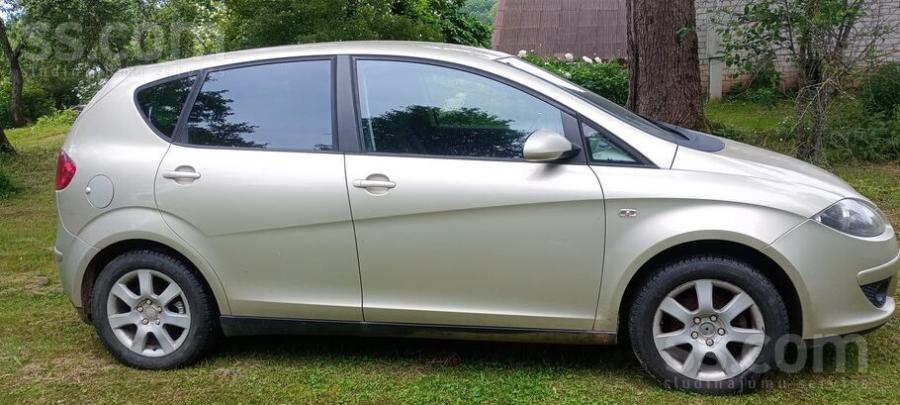 Dzeltens SEAT Altea 2005 Cēsis, ar dzinēja tilpumu 1.90 L un nobraukumu 245 tūkst. km par 1370 €, foto 4 vietnē AUTOMOTO.COM.LV