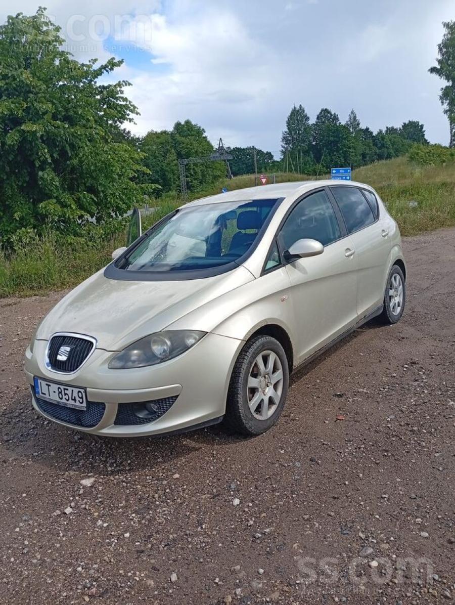 Dzeltens SEAT Altea 2005 Cēsis, ar dzinēja tilpumu 1.90 L un nobraukumu 245 tūkst. km par 1160 €, foto 3 vietnē AUTOMOTO.COM.LV