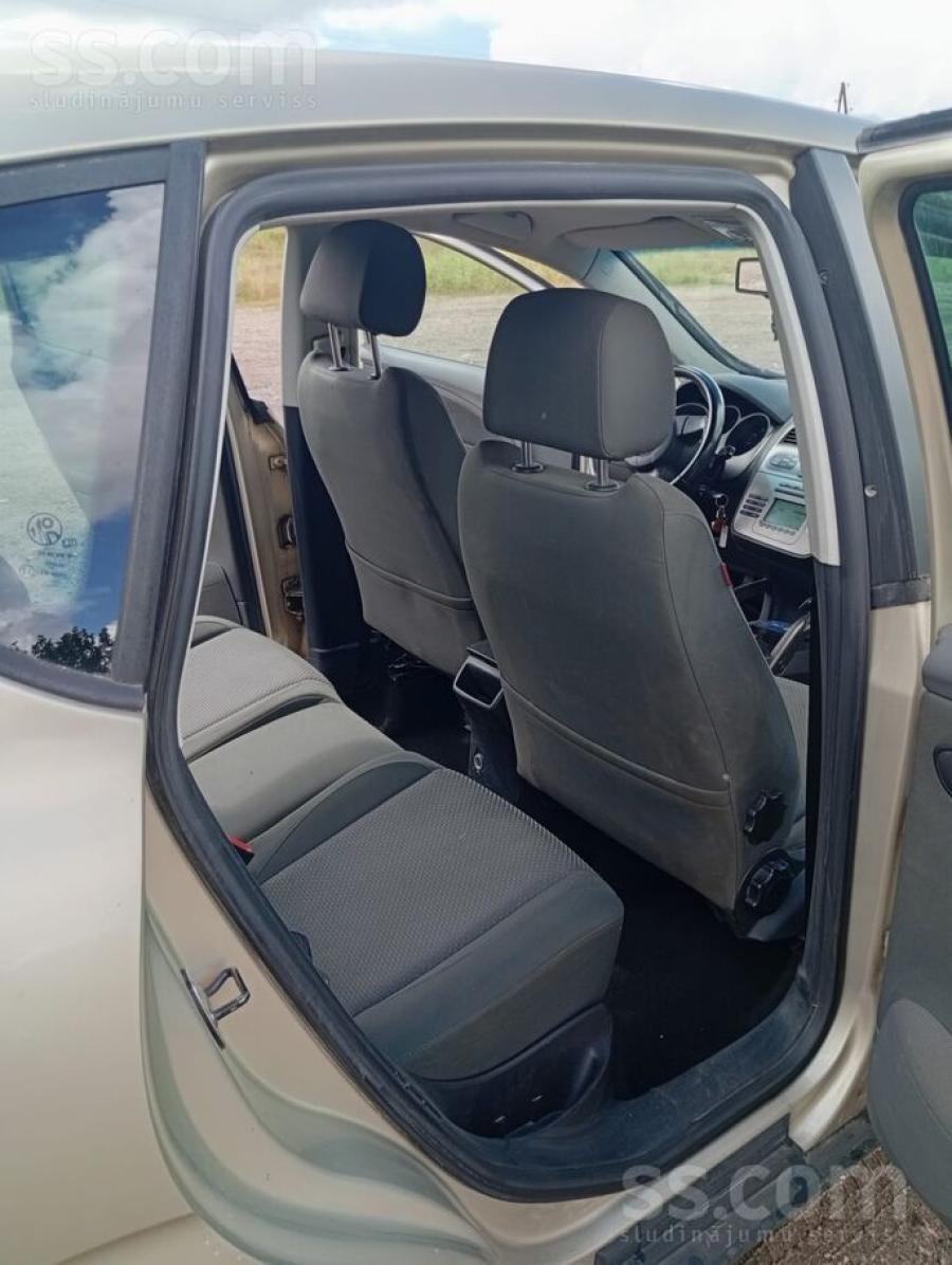 Dzeltens SEAT Altea 2005 Cēsis, ar dzinēja tilpumu 1.90 L un nobraukumu 245 tūkst. km par 1160 €, foto 7 vietnē AUTOMOTO.COM.LV