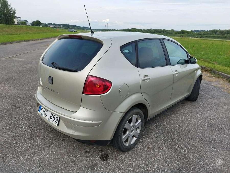 Dzeltens SEAT Altea 2007 Jurbarkas, ar dzinēja tilpumu 1.60 L un nobraukumu 335 tūkst. km par 850 €, foto 6 vietnē AUTOMOTO.COM.LV