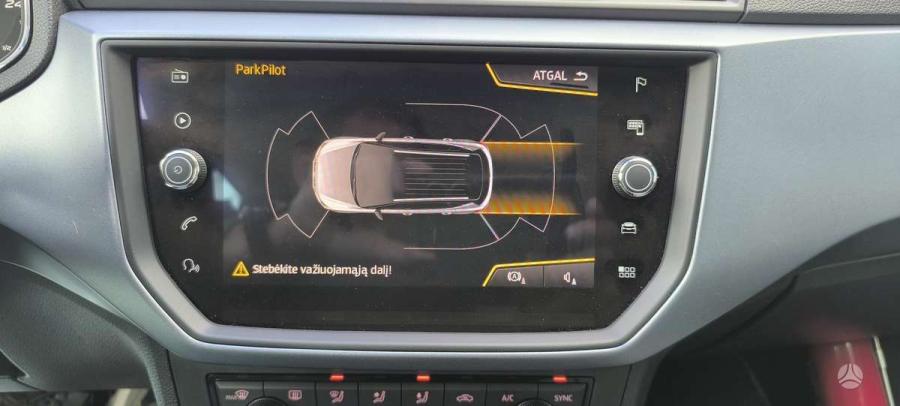 Melns SEAT Arona 2018 Šauļi, ar dzinēja tilpumu 1.00 L un nobraukumu 195 tūkst. km par 8950 €, foto 24 vietnē AUTOMOTO.COM.LV