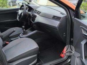 Black SEAT Arona 2018 in Siauliai, with an engine capacity of 1.00 L and mileage of 195 thousand km for 8950 €, photo 13 on AUTOMOTO.COM.LV