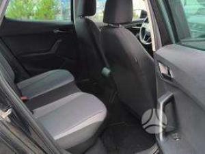 Black SEAT Arona 2018 in Siauliai, with an engine capacity of 1.00 L and mileage of 195 thousand km for 8950 €, photo 15 on AUTOMOTO.COM.LV