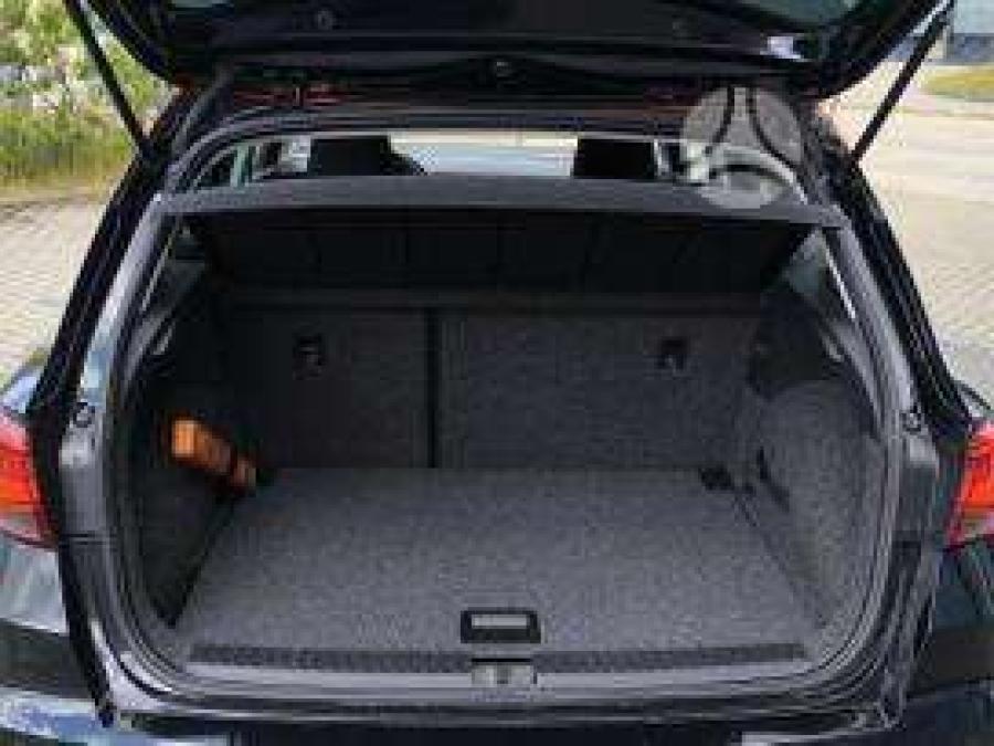 Black SEAT Arona 2018 in Siauliai, with an engine capacity of 1.00 L and mileage of 195 thousand km for 8950 €, photo 29 on AUTOMOTO.COM.LV