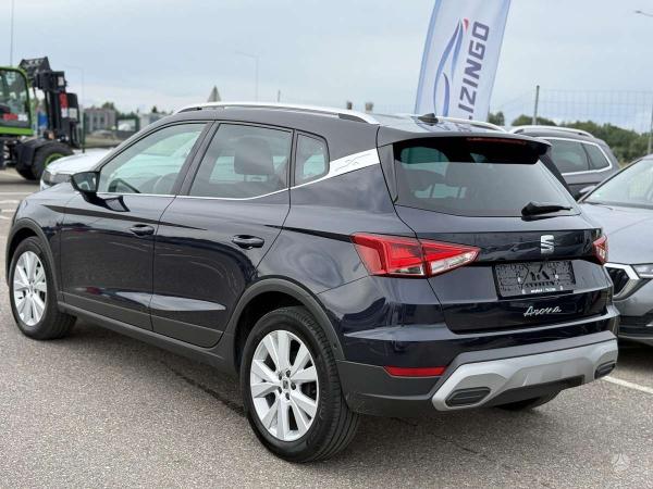 Black SEAT Arona 2022 in Vilnius, with an engine capacity of 1.00 L and mileage of 99 thousand km for 9700 €, photo 4 on AUTOMOTO.COM.LV
