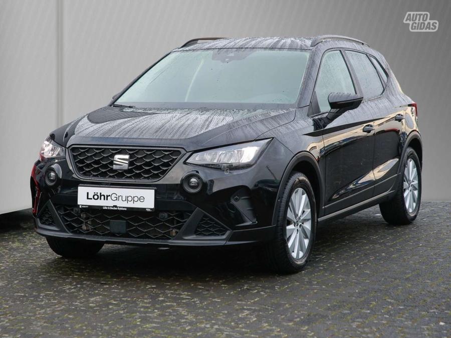 Melns SEAT Arona 2023 Kauņa, ar dzinēja tilpumu 1.00 L un nobraukumu 34 tūkst. km par 22894 €, foto 2 vietnē AUTOMOTO.COM.LV