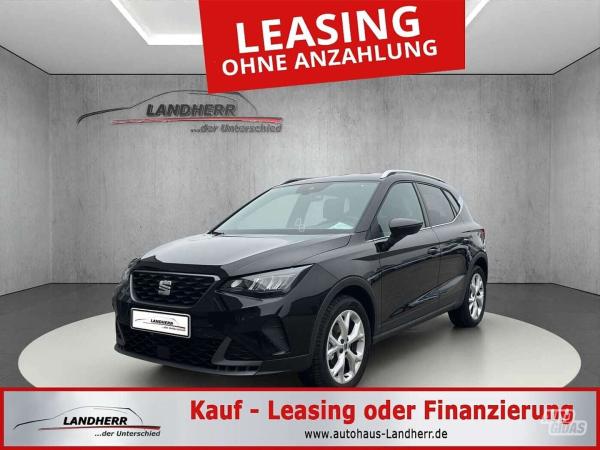 Melns SEAT Arona 2025 Kauņa, ar dzinēja tilpumu 1.00 L un nobraukumu 16 tūkst. km par 22271 €, foto 1 vietnē AUTOMOTO.COM.LV
