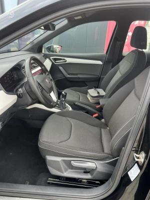 Black SEAT Arona 2020 in Taurage, with an engine capacity of 1.00 L and mileage of 141 thousand km for 6900 €, photo 11 on AUTOMOTO.COM.LV
