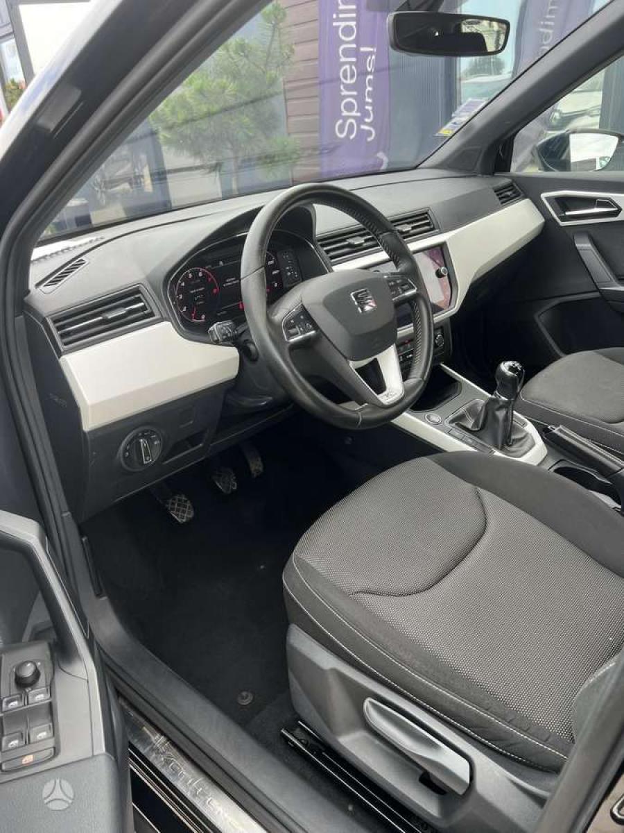 Black SEAT Arona 2020 in Taurage, with an engine capacity of 1.00 L and mileage of 141 thousand km for 6900 €, photo 12 on AUTOMOTO.COM.LV