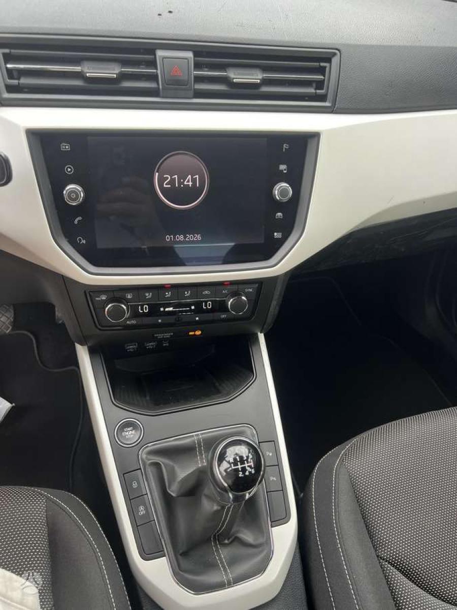 Black SEAT Arona 2020 in Taurage, with an engine capacity of 1.00 L and mileage of 141 thousand km for 6900 €, photo 14 on AUTOMOTO.COM.LV