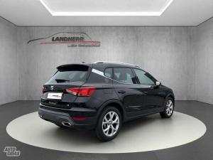 Black SEAT Arona 2025 in Kaunas, with an engine capacity of 1.00 L and mileage of 15 thousand km for 22374 €, photo 3 on AUTOMOTO.COM.LV
