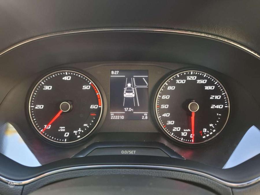 Zils SEAT Arona 2018 Viļņa, ar dzinēja tilpumu 1.60 L un nobraukumu 222 tūkst. km par 9200 €, foto 31 vietnē AUTOMOTO.COM.LV