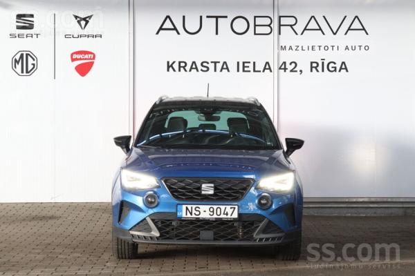 Синий Сеат Arona 2021 в Рига, объемом двигателя 1.00 л и пробегом 62 тыс. км за 14990 €, фото 2 на AUTOMOTO.COM.LV