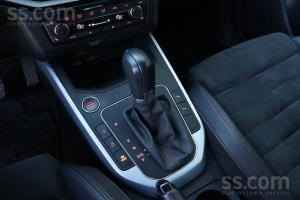 Blue SEAT Arona 2021 in Riga, with an engine capacity of 1.00 L and mileage of 62 thousand km for 14990 €, photo 23 on AUTOMOTO.COM.LV