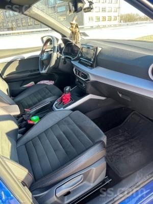 Blue SEAT Arona 2021 in Riga, with an engine capacity of 1.00 L and mileage of 62 thousand km for 15500 €, photo 5 on AUTOMOTO.COM.LV