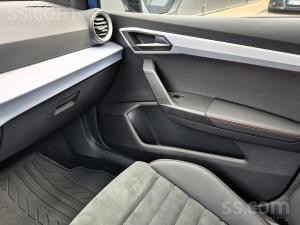 Zils SEAT Arona 2021 Rīga, ar dzinēja tilpumu 1.00 L un nobraukumu 90 tūkst. km par 14490 €, foto 13 vietnē AUTOMOTO.COM.LV
