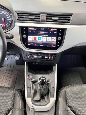 Zils SEAT Arona 2018 Tallina, ar dzinēja tilpumu 1.00 L un nobraukumu 146 tūkst. km par 11900 €, foto 18 vietnē AUTOMOTO.COM.LV