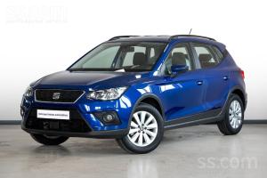 Blue SEAT Arona 2018 in Riga, with an engine capacity of 1.00 L and mileage of 32 thousand km for 10990 €, photo  on AUTOMOTO.COM.LV