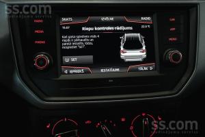 Blue SEAT Arona 2018 in Riga, with an engine capacity of 1.00 L and mileage of 32 thousand km for 10990 €, photo 12 on AUTOMOTO.COM.LV