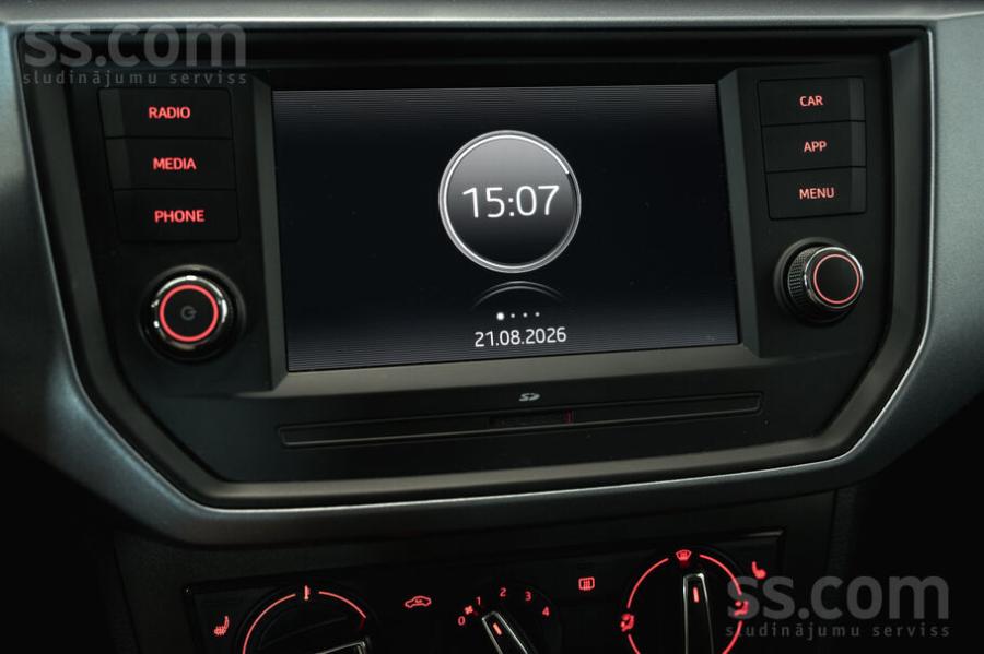 Blue SEAT Arona 2018 in Riga, with an engine capacity of 1.00 L and mileage of 32 thousand km for 10990 €, photo 17 on AUTOMOTO.COM.LV