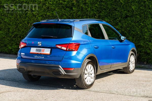 Blue SEAT Arona 2023 in Riga, with an engine capacity of 1.00 L and mileage of 39 thousand km for 16900 €, photo 8 on AUTOMOTO.COM.LV