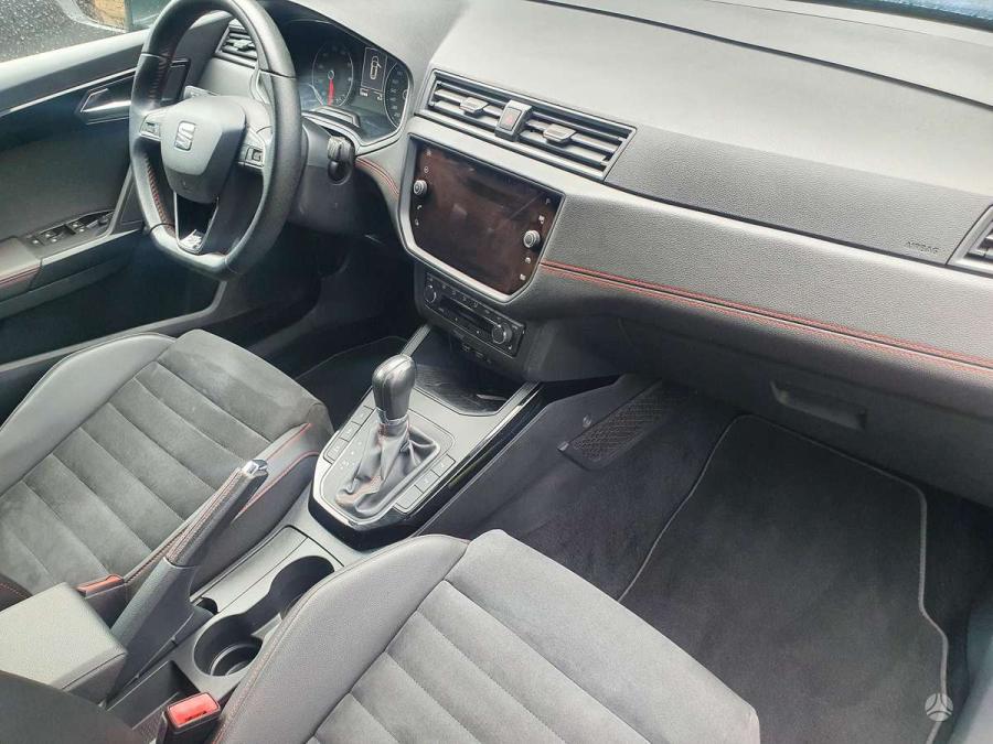 SEAT Arona 2018 in Siauliai, with an engine capacity of 1.00 L and mileage of 132 thousand km for 9999 €, photo 9 on AUTOMOTO.COM.LV